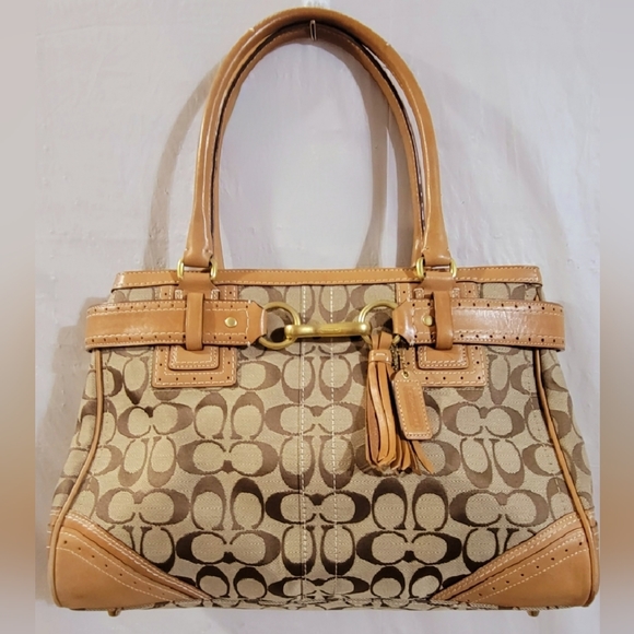 Coach | Bags | Authentic Like New Coach Signature Hamptons Carryall ...